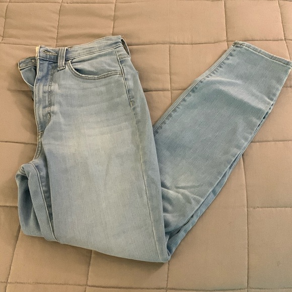 Universal Thread | Jeans | Universal Thread Light Wash High Waist ...